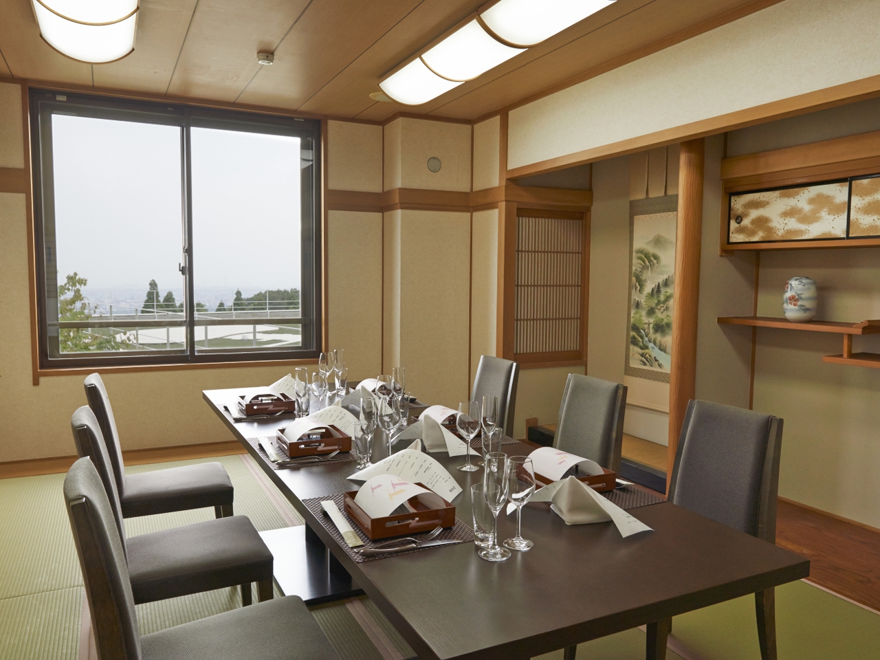 DINING ROOM ON THE HARIMA｜顔合わせ・結納会場 ｜ 結婚スタイルマガジン